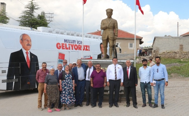 CHP Sivas Milletvekili adayı Karasu Gemerek halkıyla kucaklaştı ... CHP Sivas Milletvekili adayı Karasu Gemerek halkıyla kucaklaştı ...