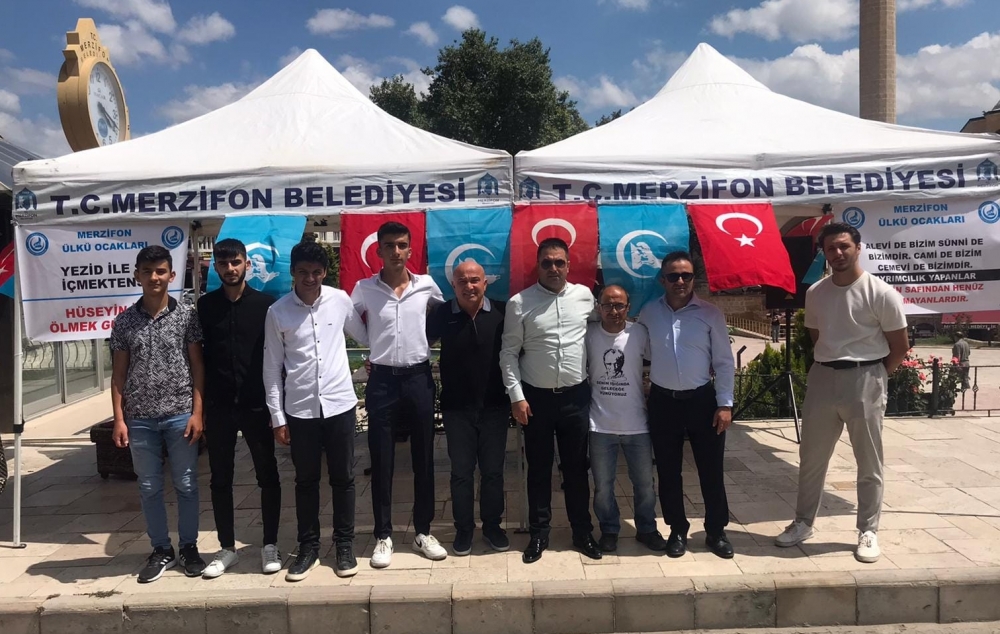 Merzifon Ülkü Ocakları vatandaşlara aşure dağıttı - Trabzon Haber ... Merzifon Ülkü Ocakları vatandaşlara aşure dağıttı - Trabzon Haber ...