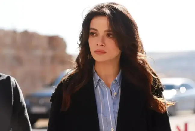 Sinem Ünsal'ın Estetiksiz Hali Ortaya Çıktı! Hayranlarını Şaşırttı ...